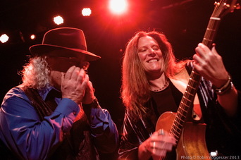 Jenny Cleary Duo – KRFC 88.9 FM